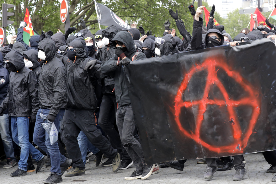 Bordeaux : 16 militants d’extrême gauche placés en détention provisoire ...